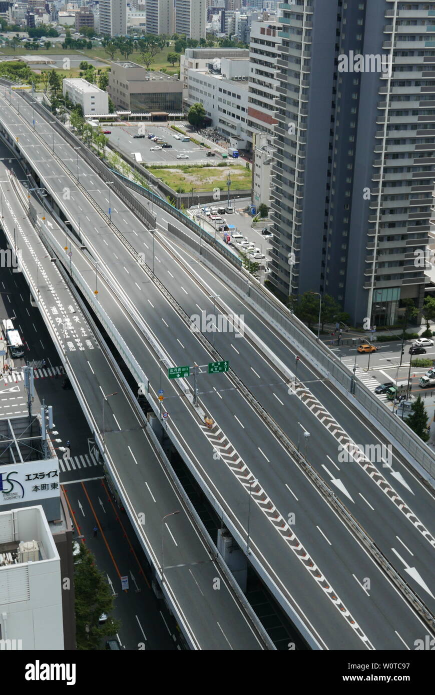 Hanshin expressway Banque de photographies et d’images à haute ...