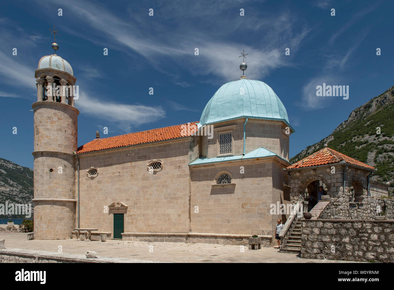 église pittoresque notre dame des rochers Banque de photographies et d ...