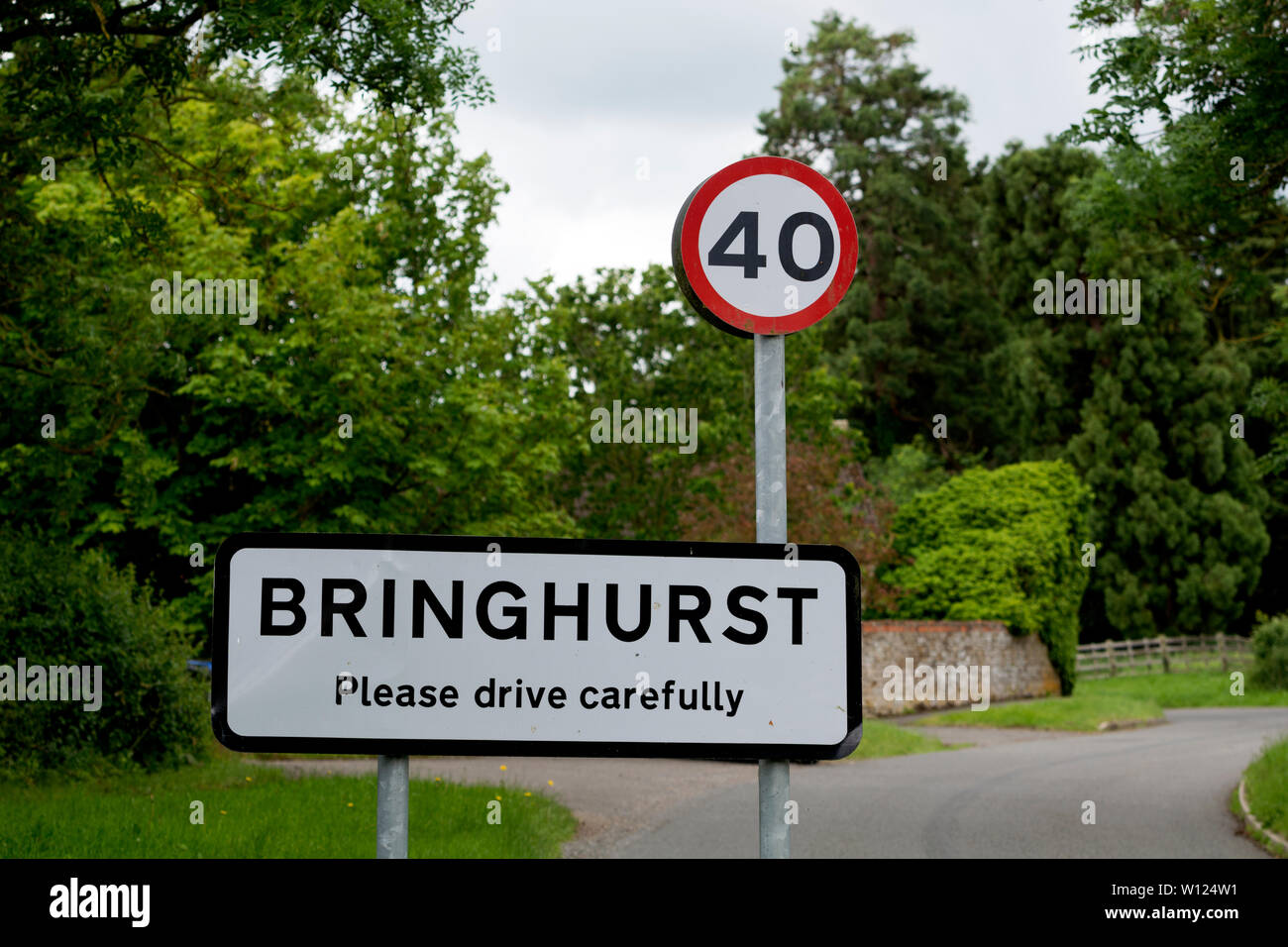 Panneaux routiers 40 mph Banque de photographies et d’images à haute ...