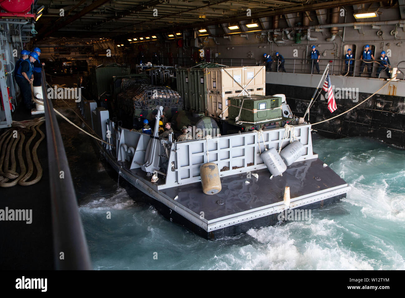 Landing craft utility lcu 1666 Banque de photographies et d’images à ...