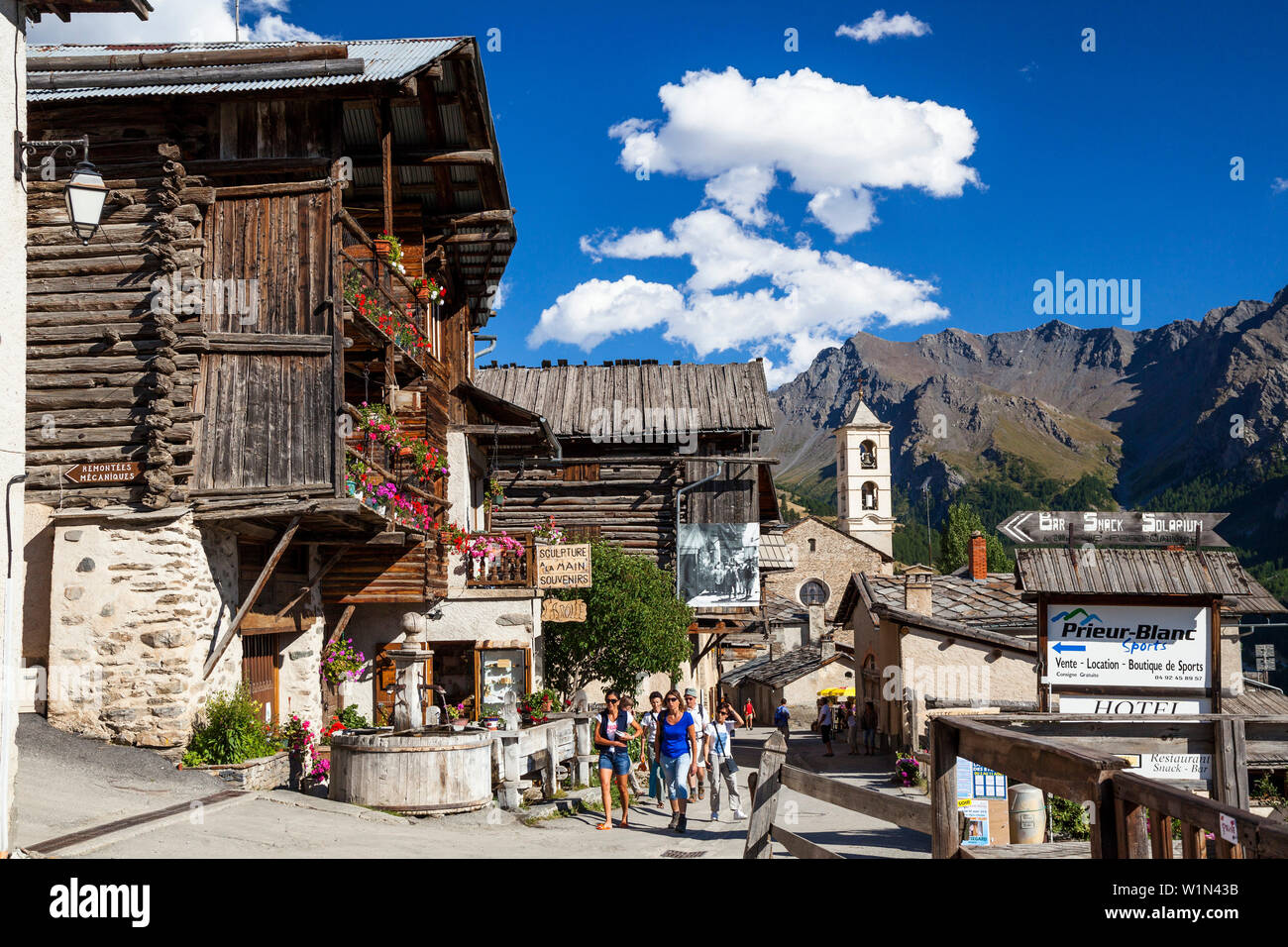 Saint Veran, un des plus beaux villages de France, Guillestre, Queyras ...