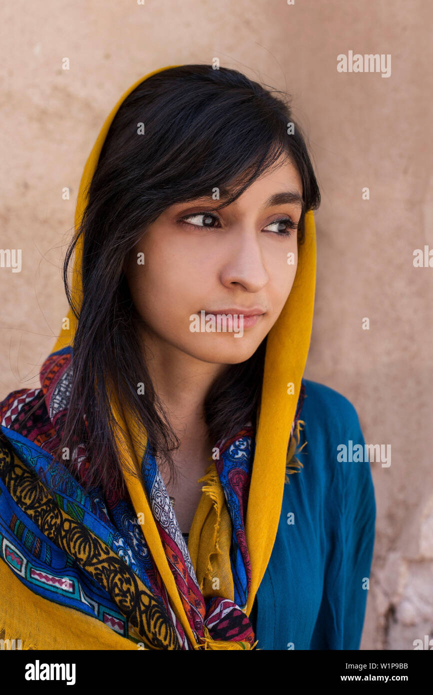 Femme iranienne Banque de photographies et d’images à haute résolution ...