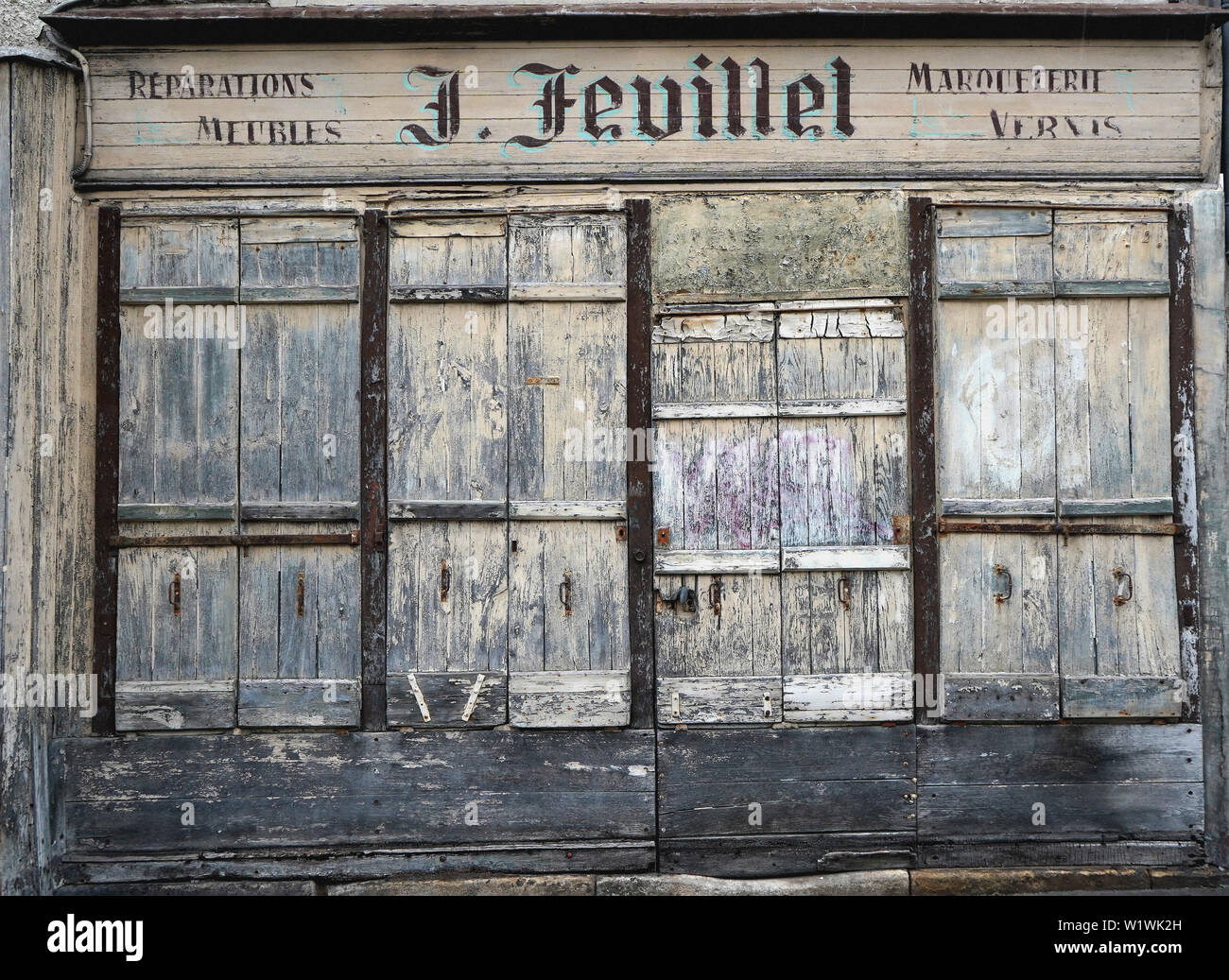 Devanture de magasin en bois Banque de photographies et d’images à ...