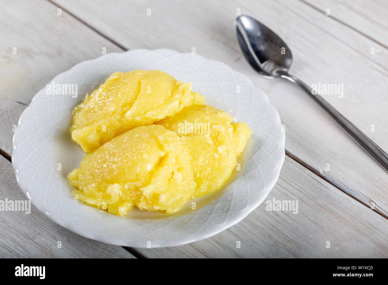 Turkish cheese Banque de photographies et d’images à haute résolution ...