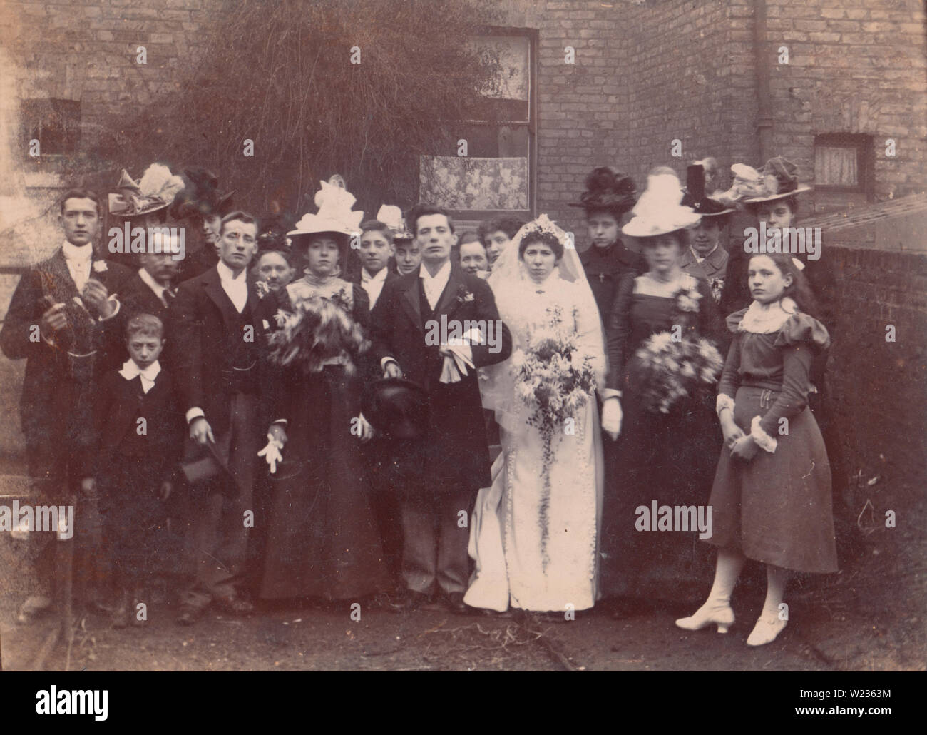 Robe de mariée victorienne Banque de photographies et d’images à haute ...