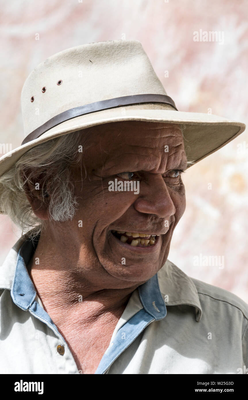 Australian park ranger Banque de photographies et d’images à haute ...