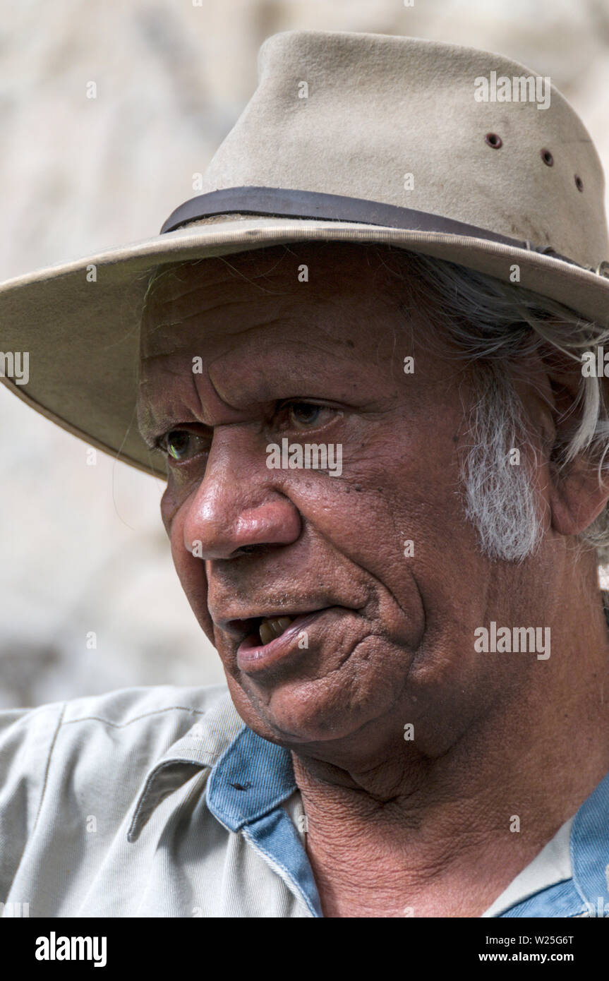 Australian park ranger Banque de photographies et d’images à haute ...