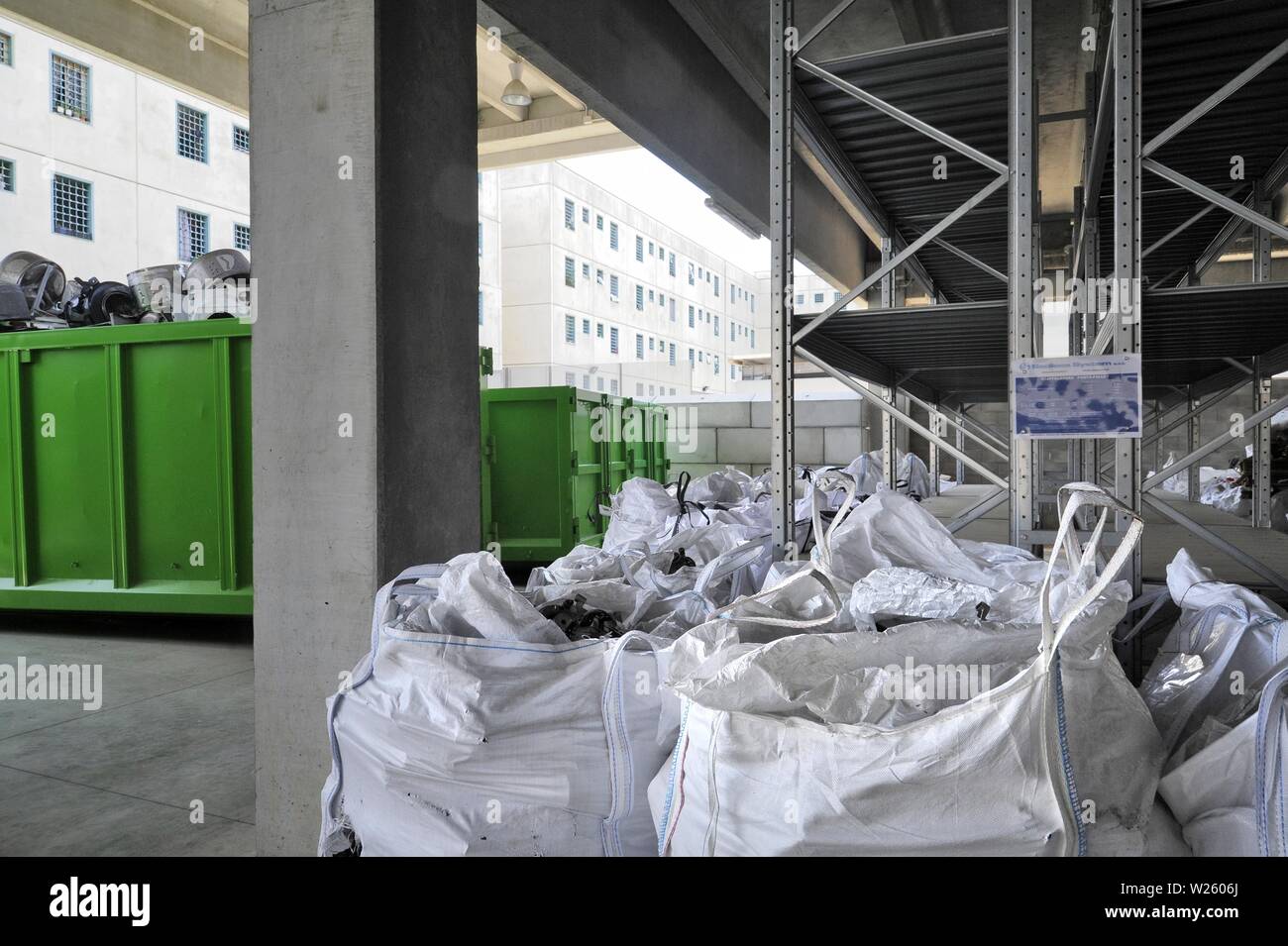 Waste disposal italy Banque de photographies et d’images à haute ...
