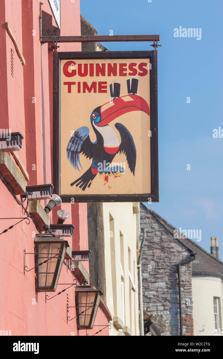 Guinness pub sign Banque de photographies et d’images à haute ...
