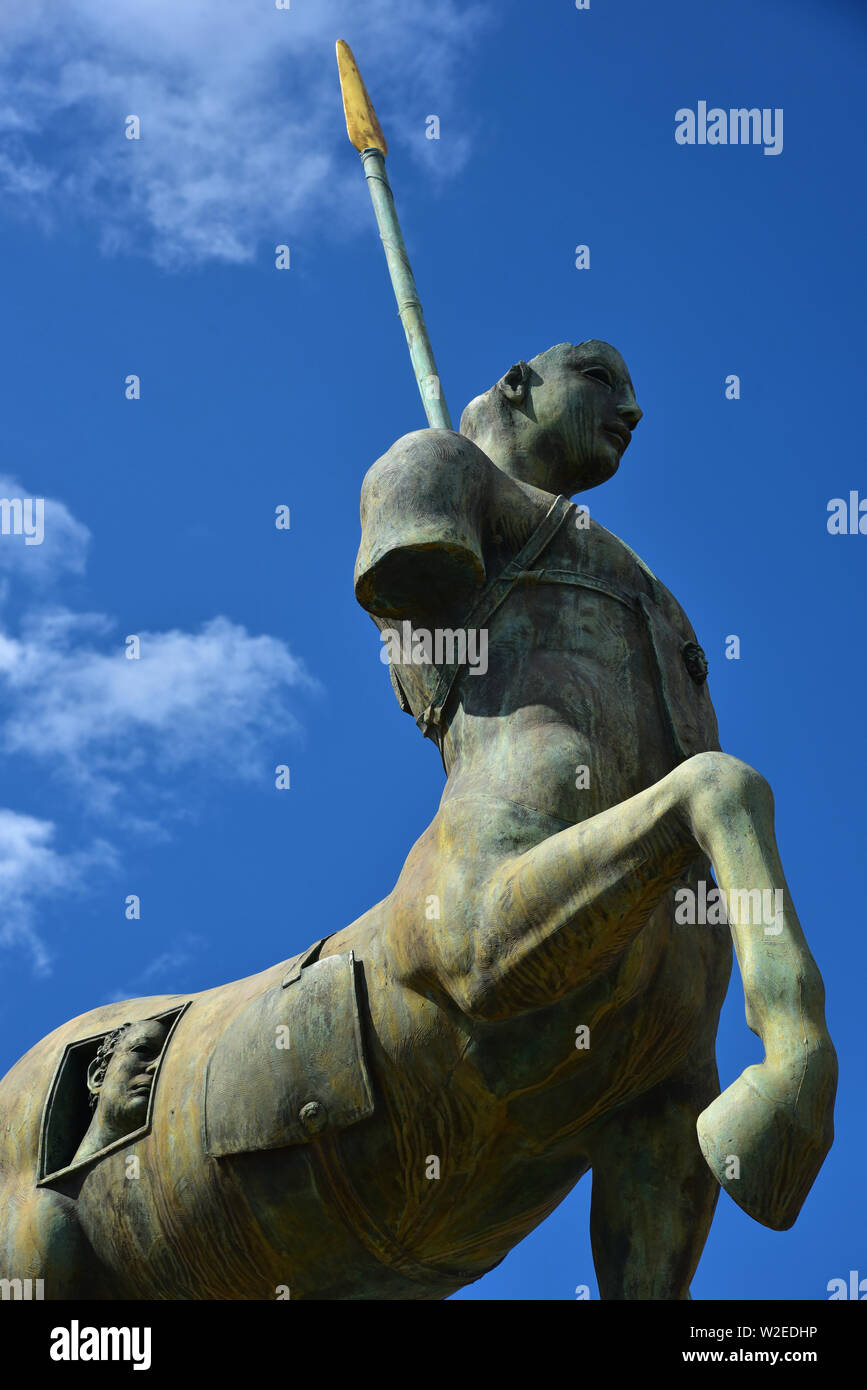 Statue moderne pompéi centaure Banque de photographies et d’images à ...