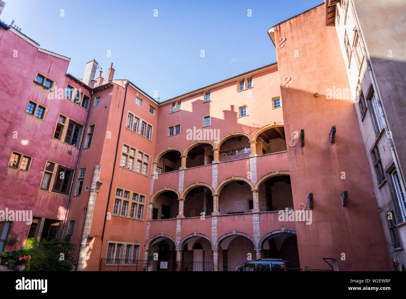 Le musee miniature et cinema Banque de photographies et d’images à ...