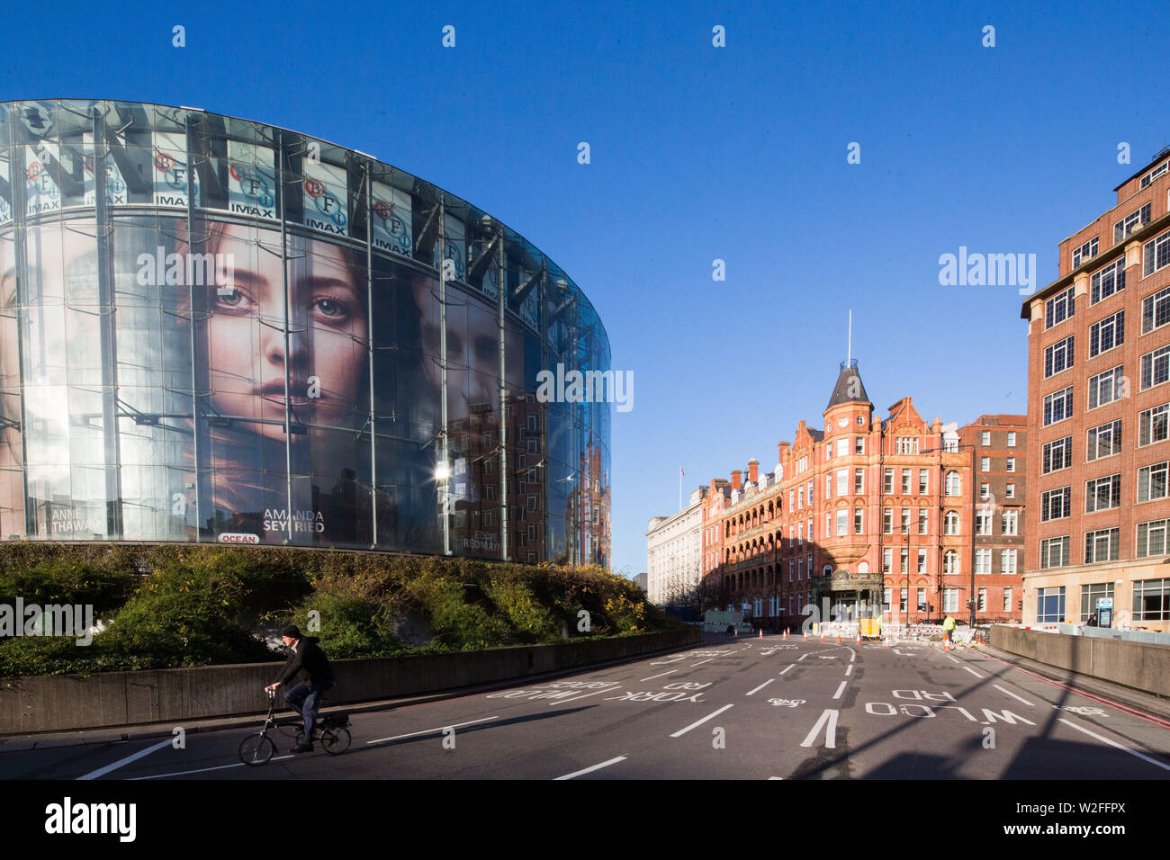 Odeon bfi imax Banque de photographies et d’images à haute résolution ...