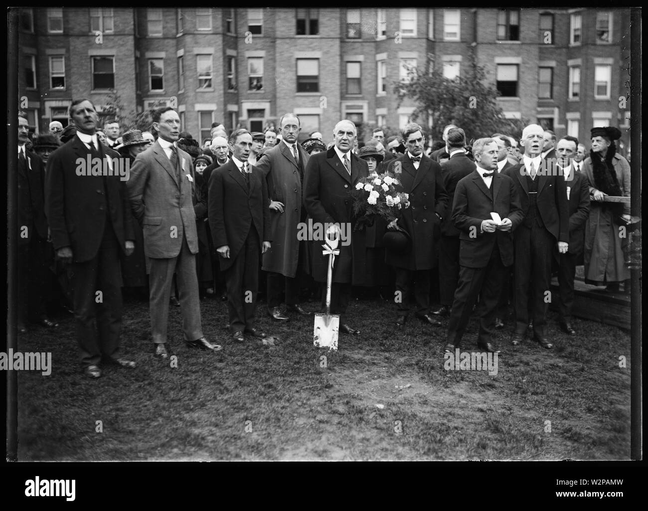 Le Président Warren G. Harding à l'inauguration de la Baptist Memorial ...