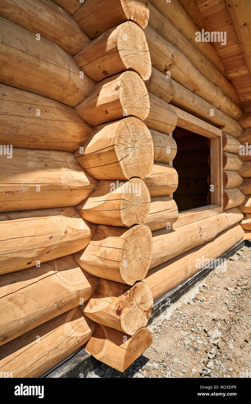 Maison ronde en bois Banque de photographies et d’images à haute ...