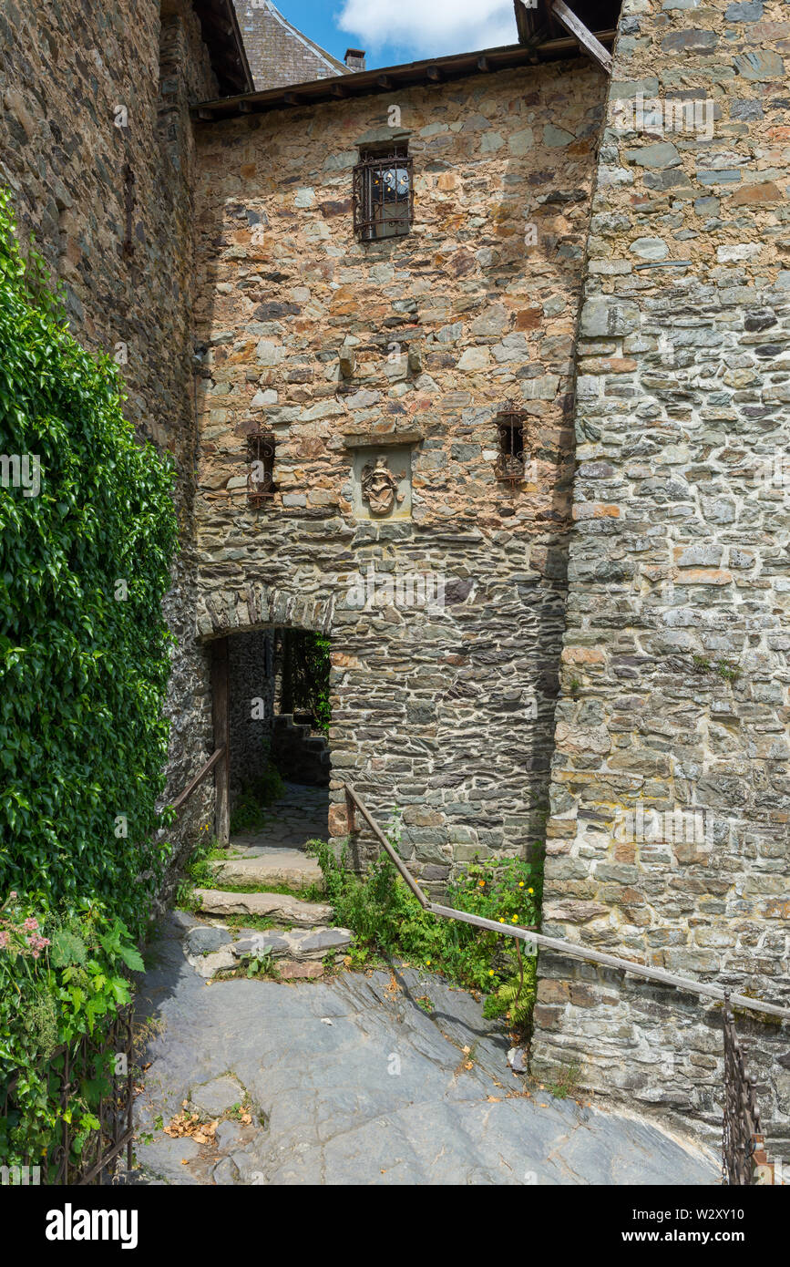 Château de reinhardstein Banque de photographies et d’images à haute ...