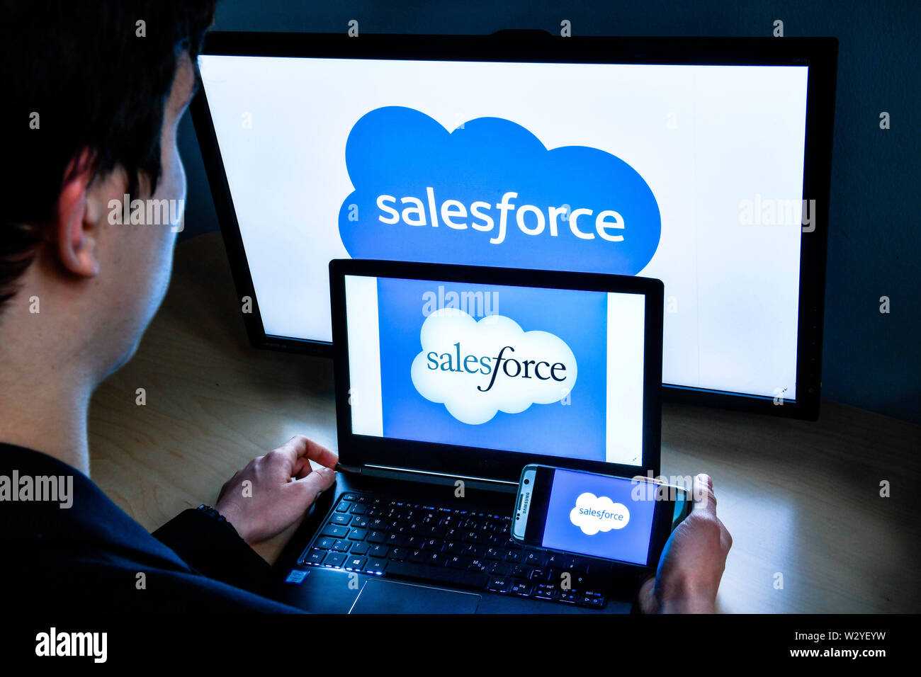 Logo salesforce Banque de photographies et d’images à haute résolution ...