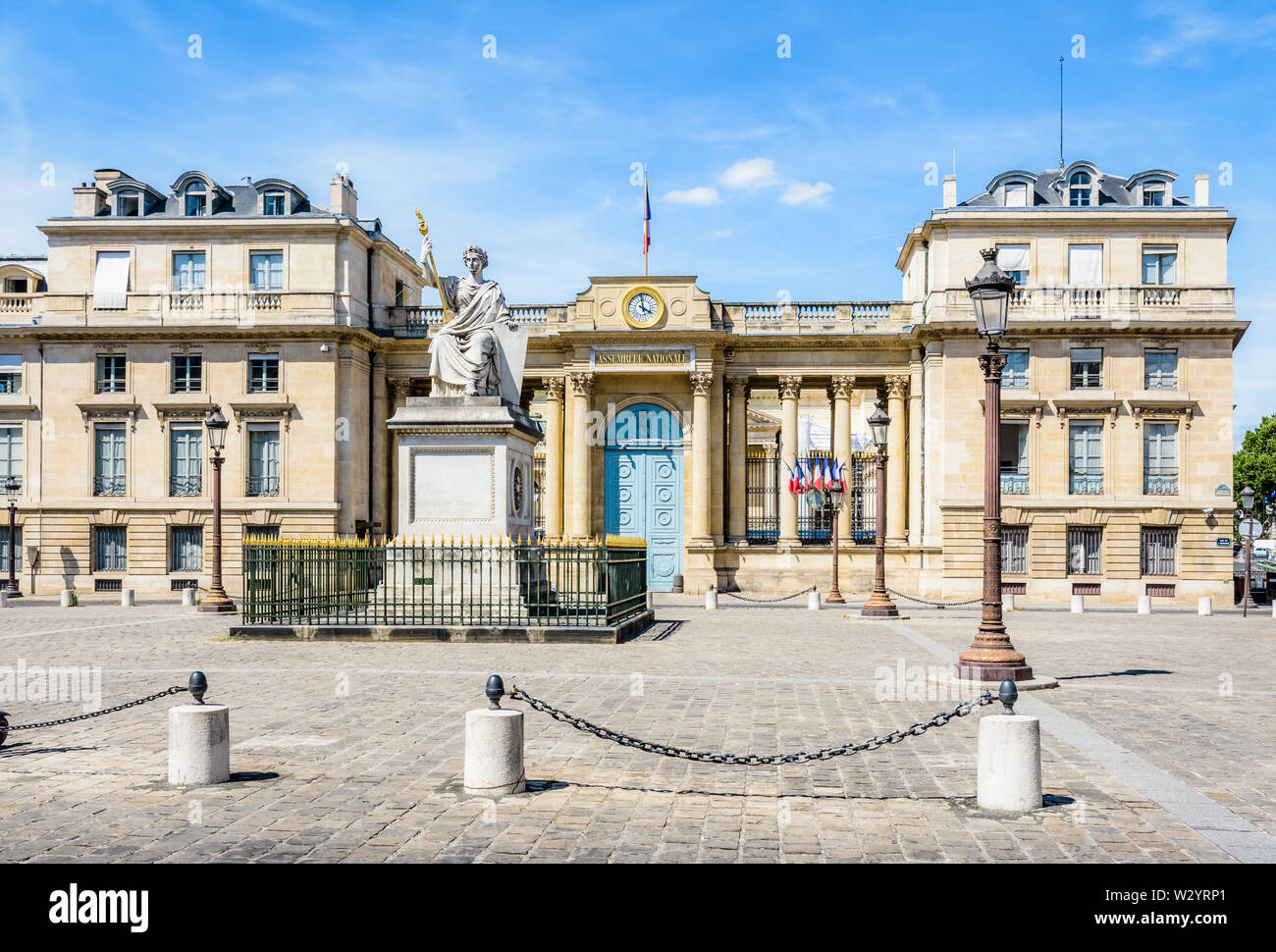 Palais bourbon paris facade Banque de photographies et d’images à haute ...