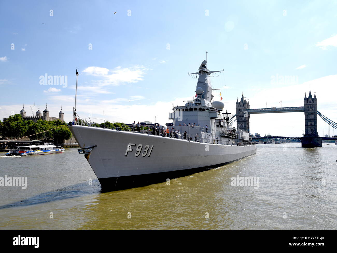 Bns louise marie belgique marine frégate hms belfast tower bridge ...