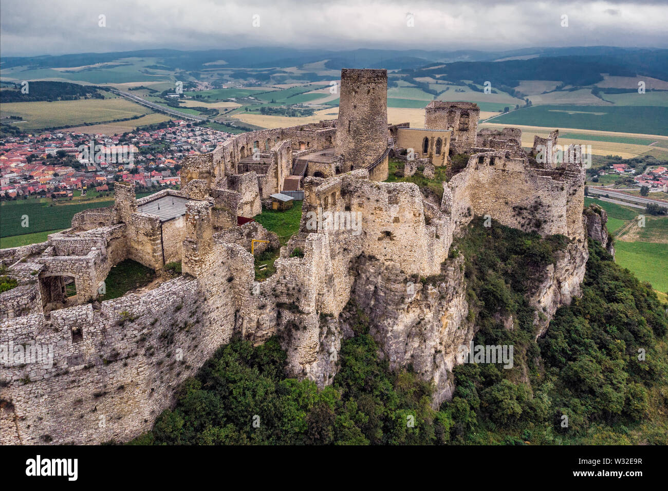 Le Château De Spis Spissky Hrad Monument Culturel National Unesco