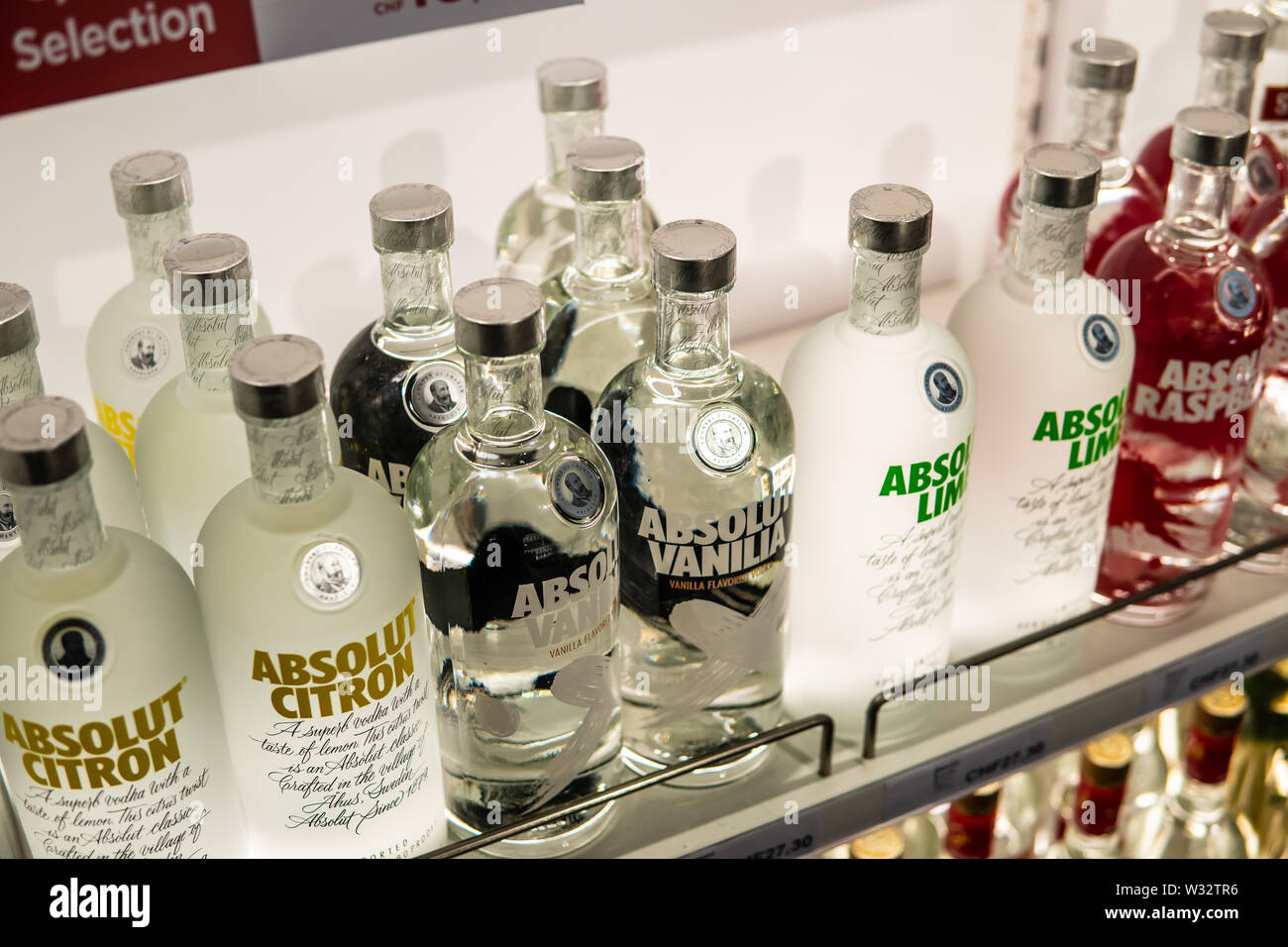 Pernod ricard logo Banque de photographies et d’images à haute ...