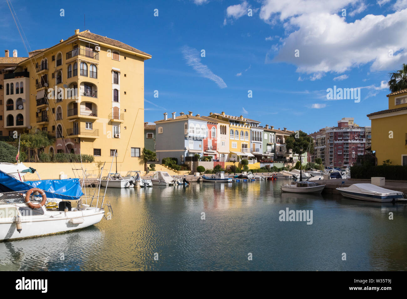 Port saplaya Banque de photographies et d’images à haute résolution - Alamy