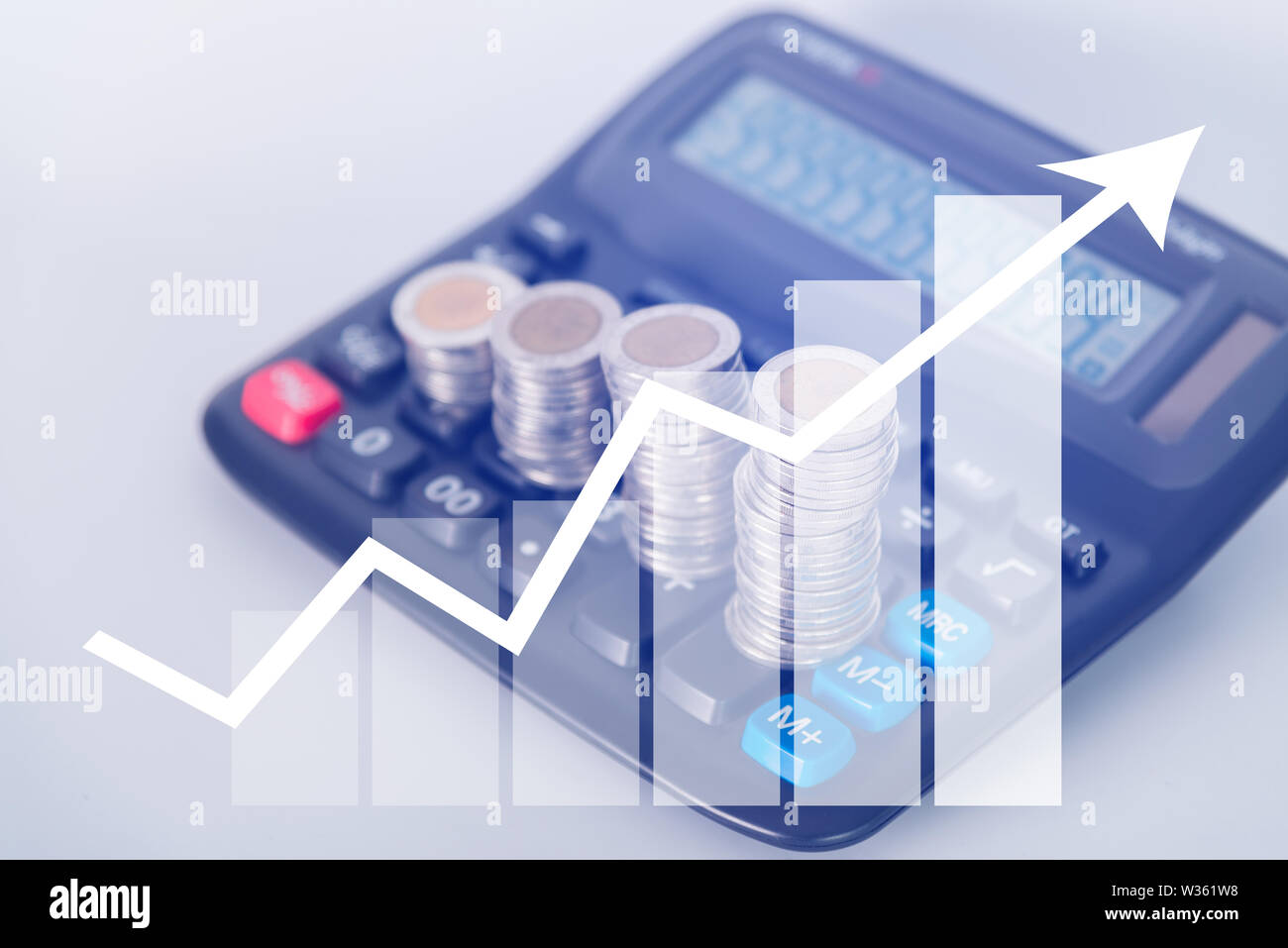 Double exposition de tableau et graphique des lignes de pièces avec la ...