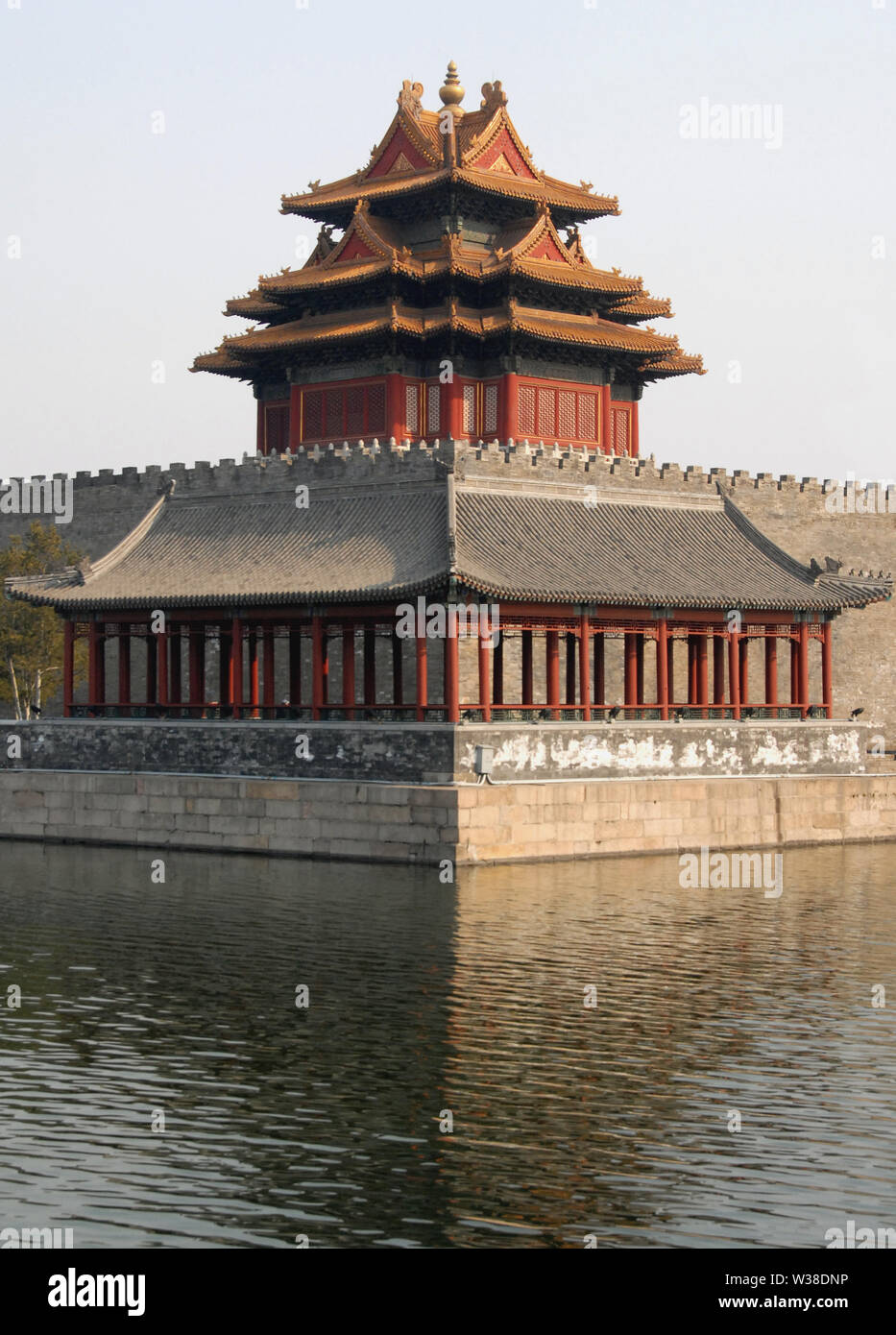 La Cité Interdite, Beijing, Chine. Une tour d'angle vu de l'extérieur ...