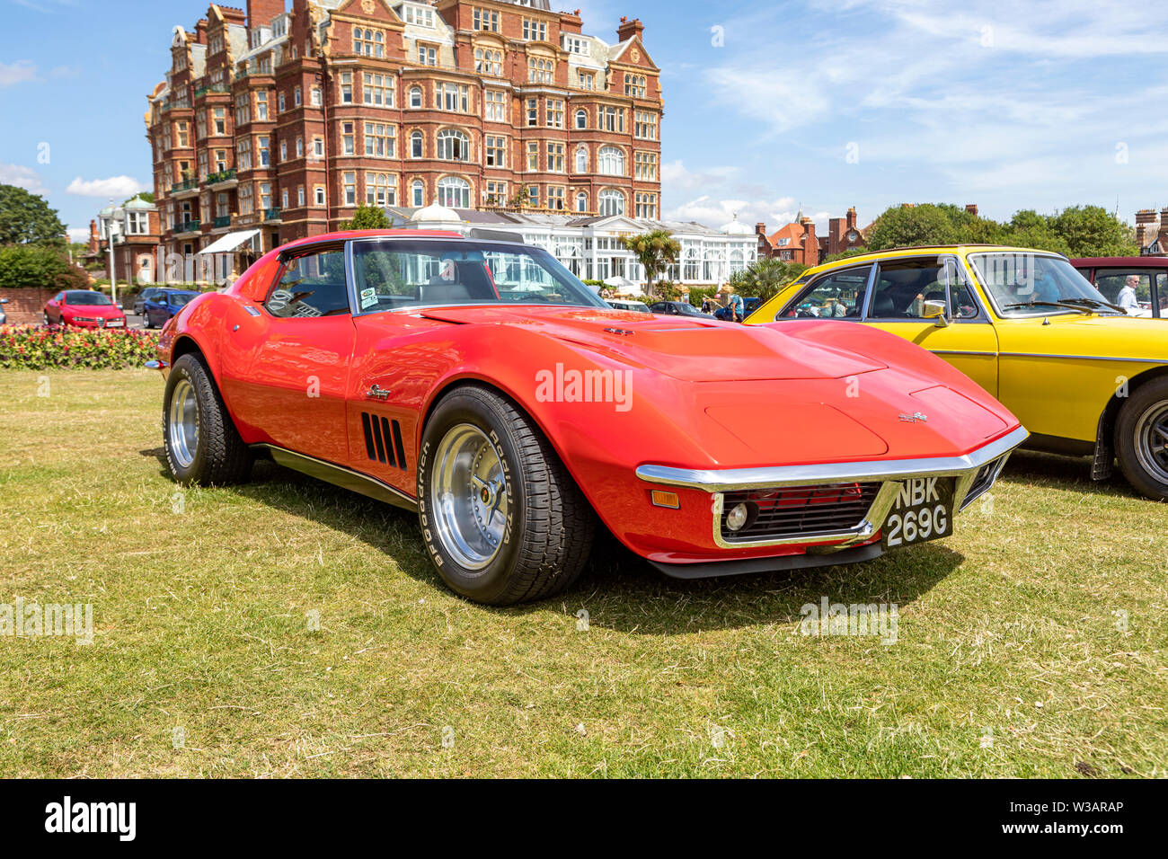 Chevrolet corvette rouge Banque de photographies et d’images à haute ...