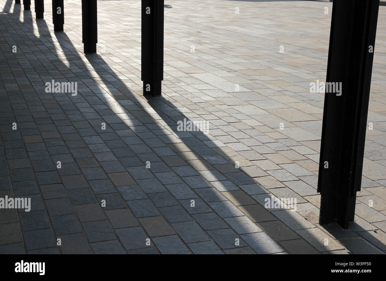 Columnas diagonales arquitectura Banque de photographies et d’images à ...