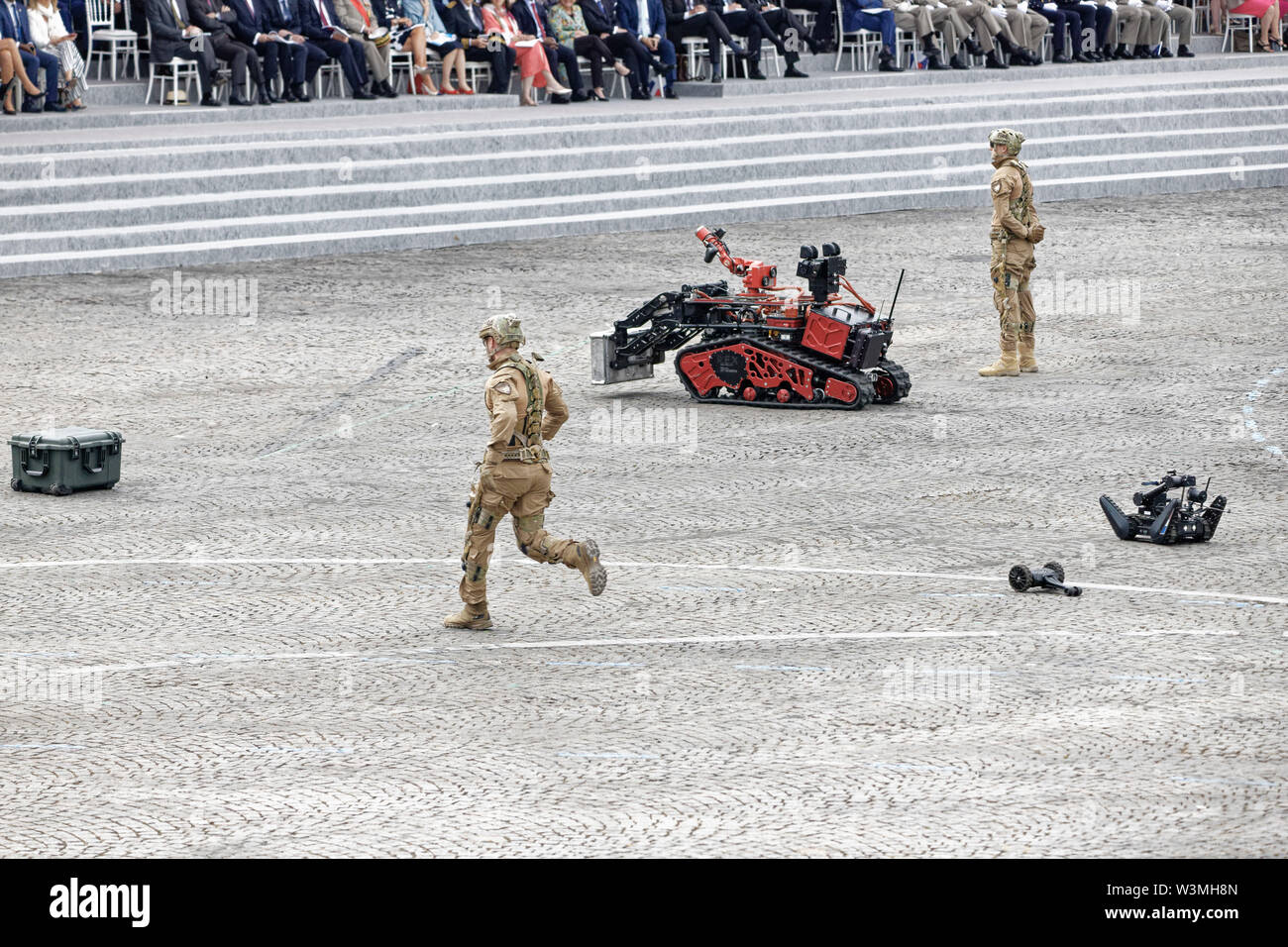 Exosquelette militaire Banque de photographies et d’images à haute ...