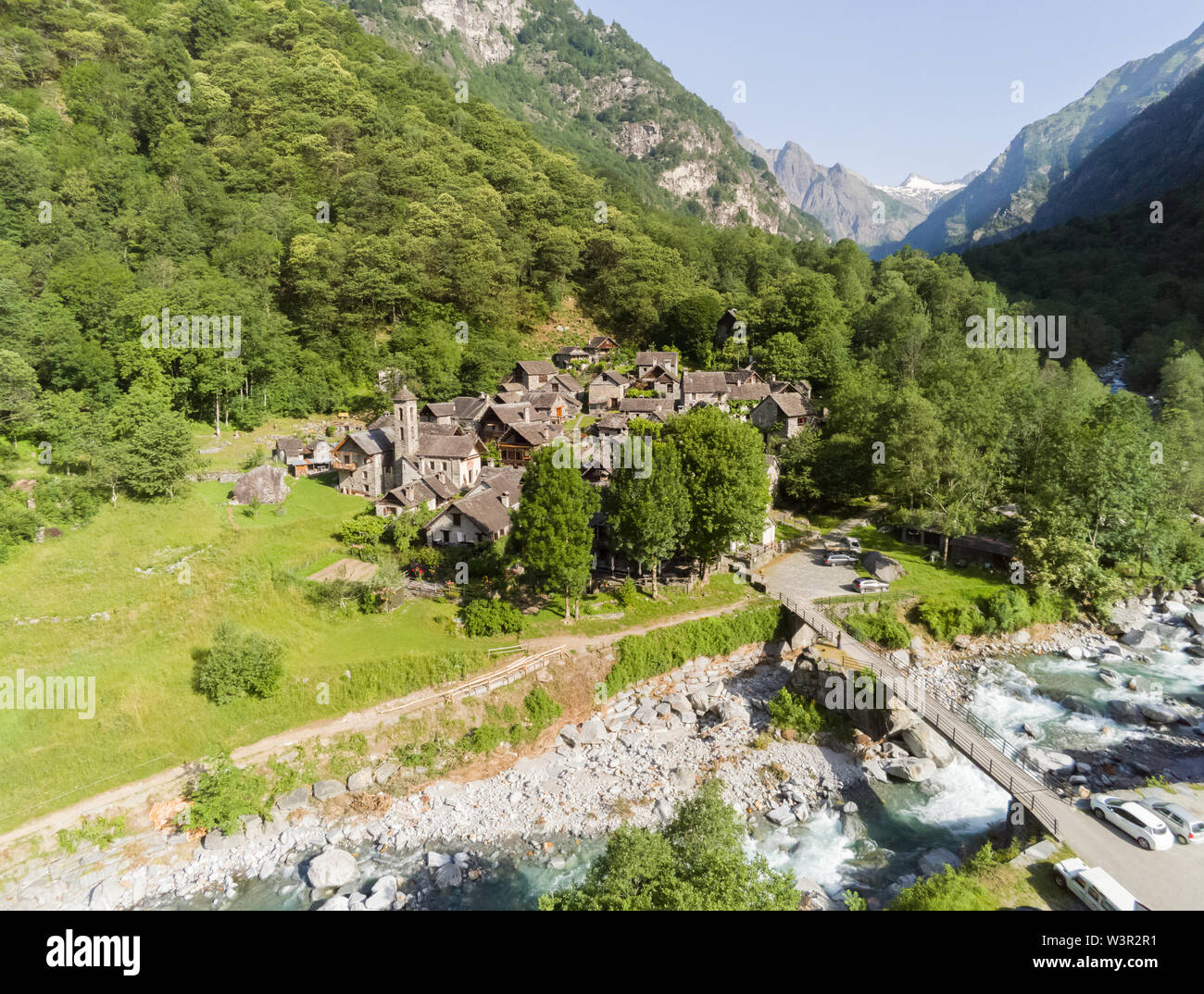 Waterfall foroglio ticino switzerland Banque de photographies et d ...