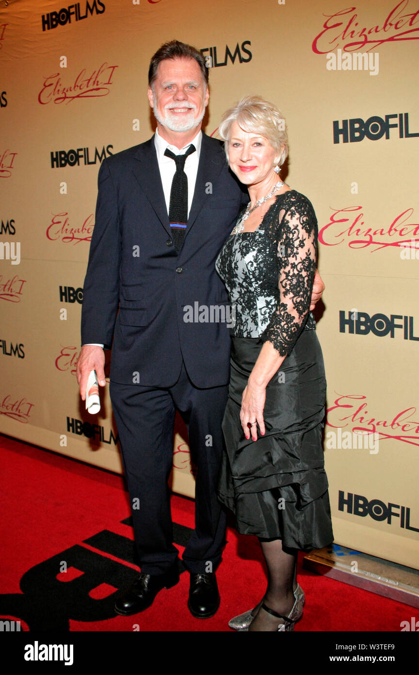 Taylor Hackford Et Helen Mirren Banque d'image et photos - Alamy