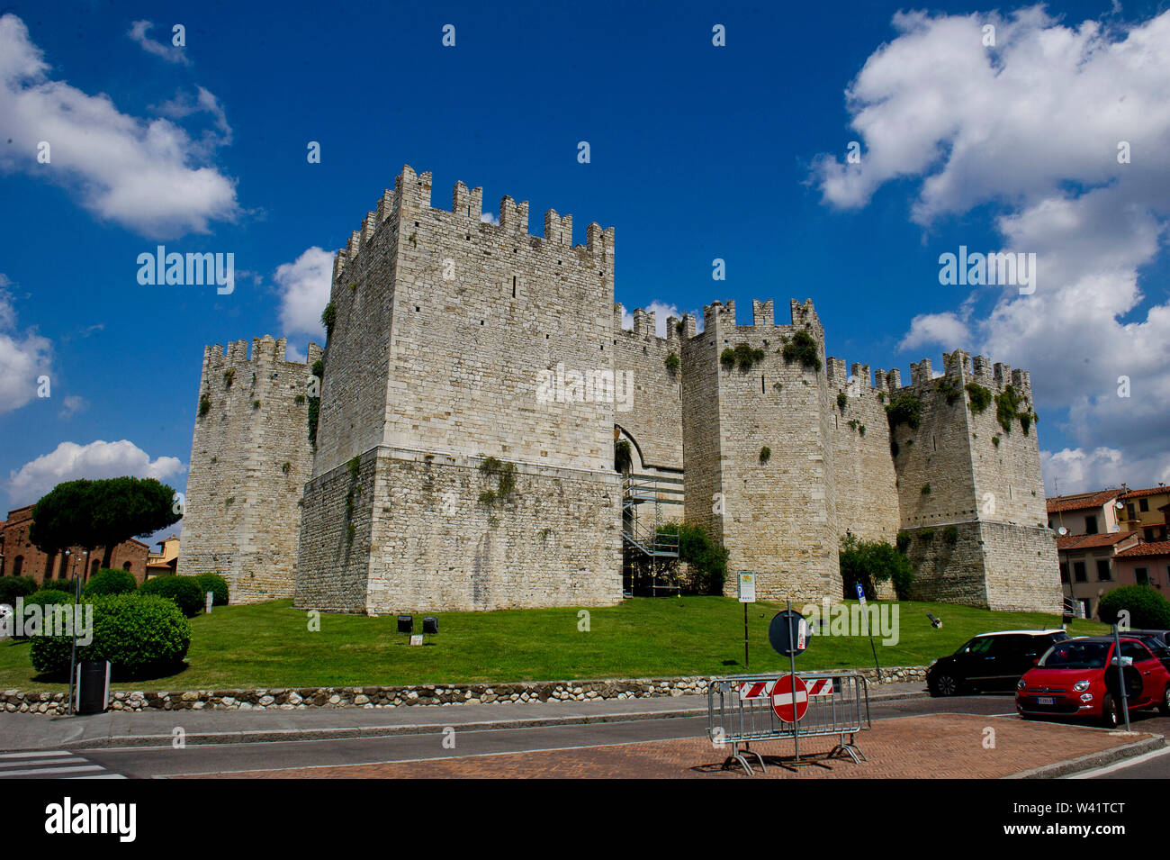 Castello prato Banque de photographies et d’images à haute résolution ...