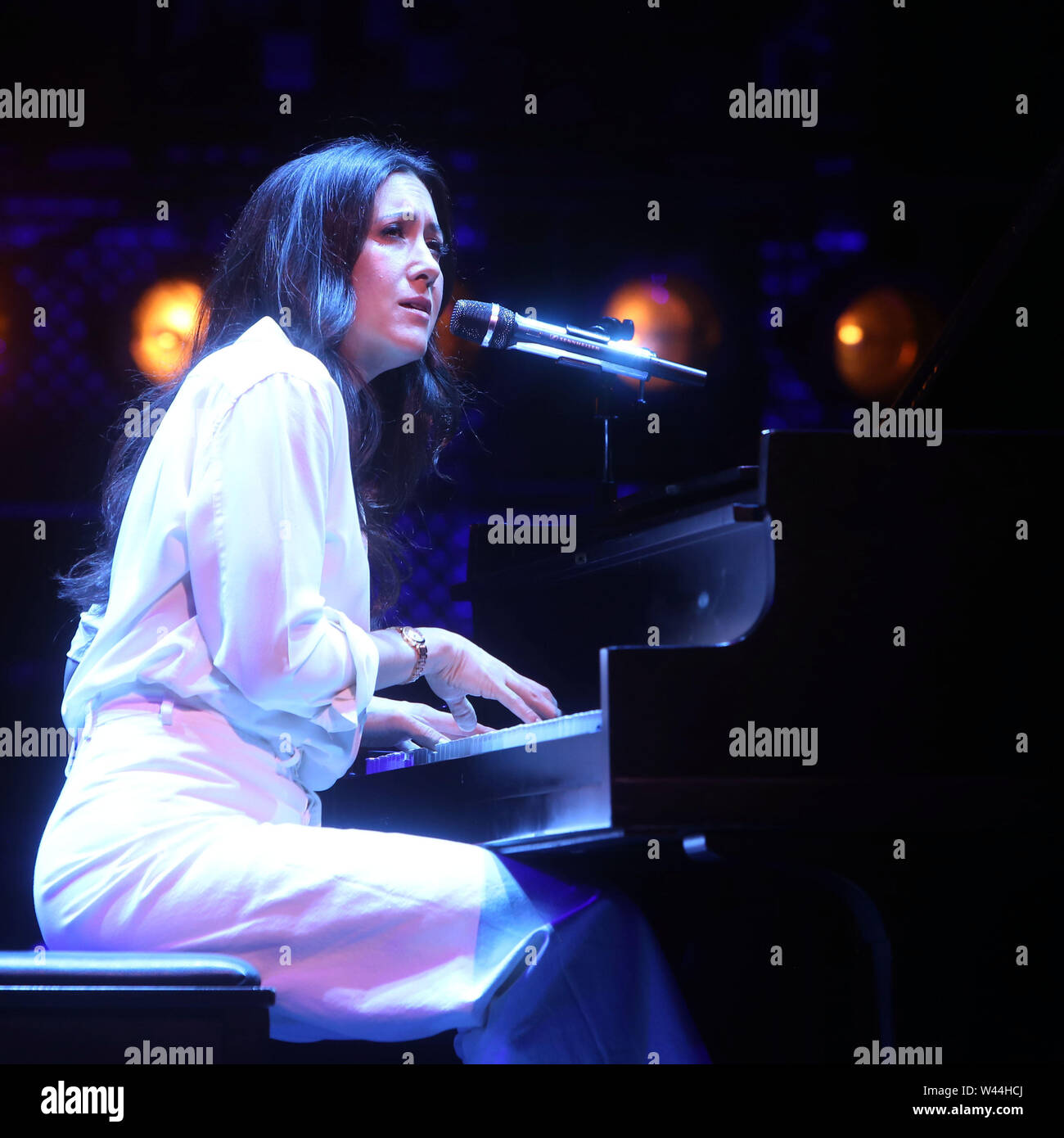 Appel de photo avec Vanessa Carlton dans La Belle Carole King comédie ...