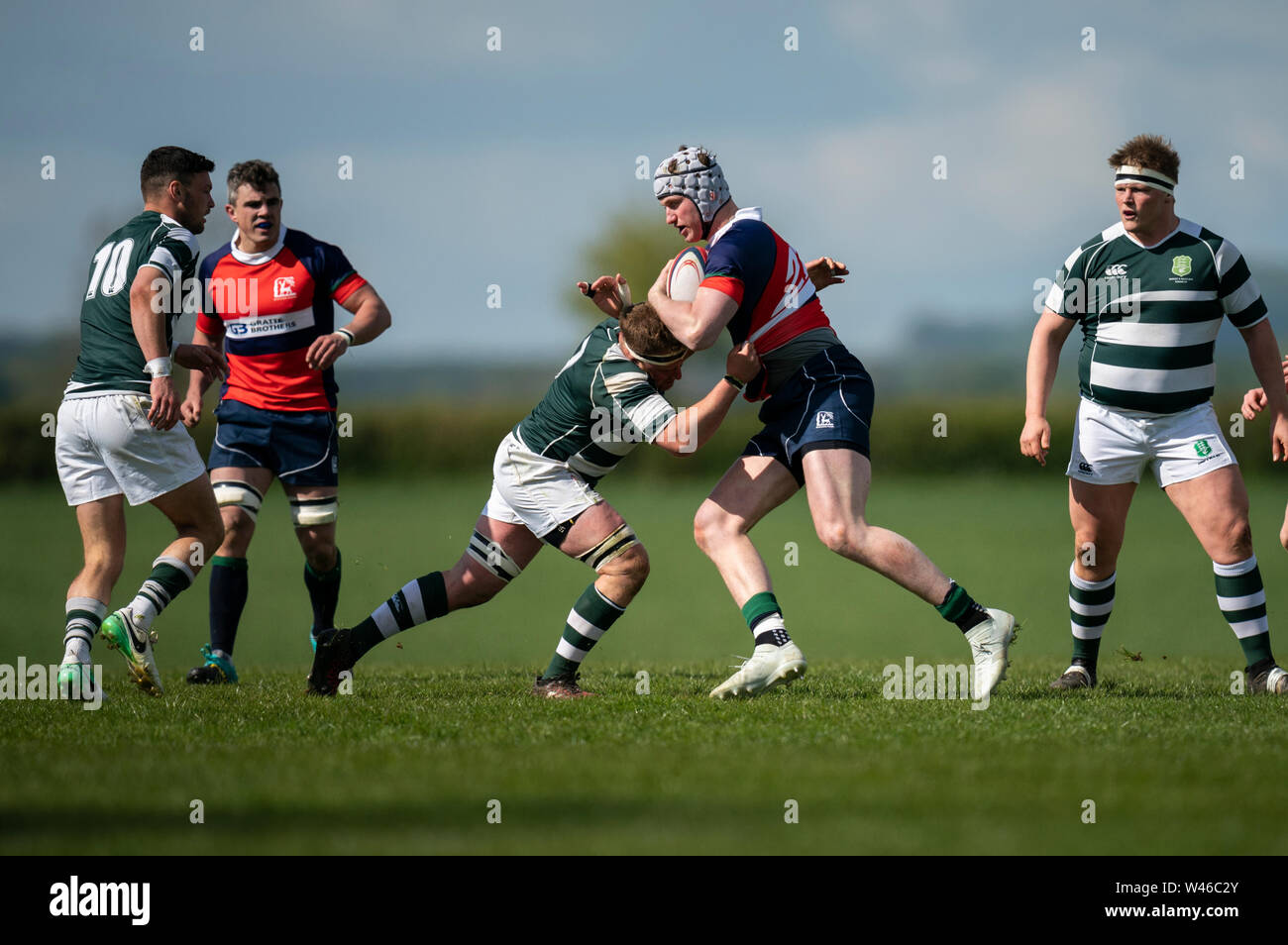 Playing rugby Banque de photographies et d’images à haute résolution ...