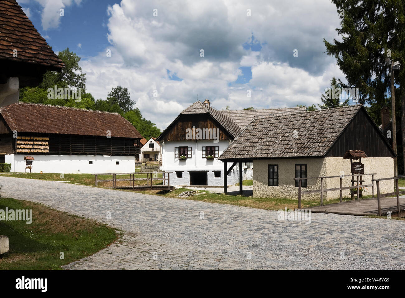 Village de staro selo Banque de photographies et d’images à haute ...
