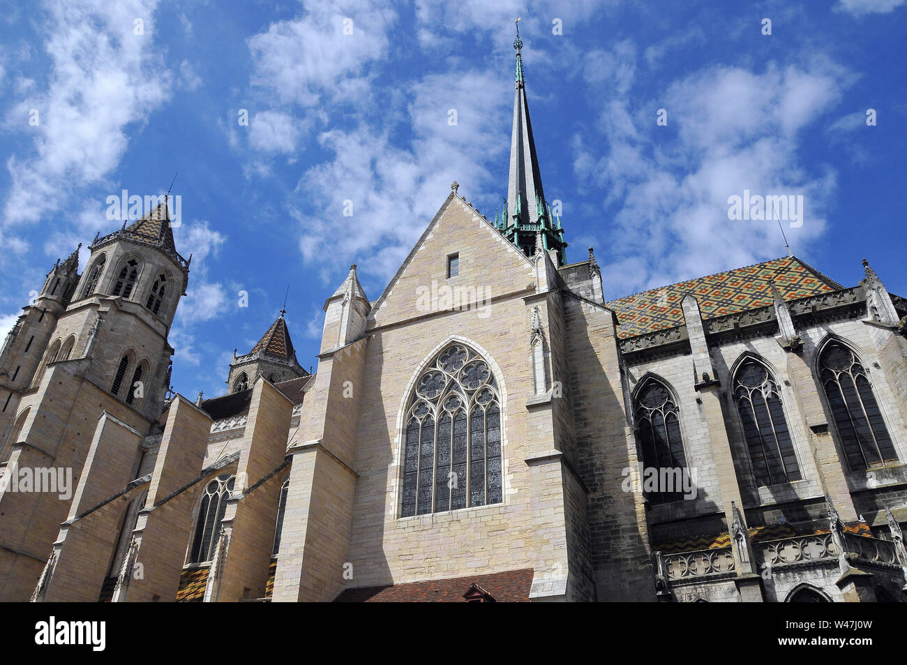 Cathédrale de Saint Benignus de Dijon, Dijon Cathédrale, cathédrale ...