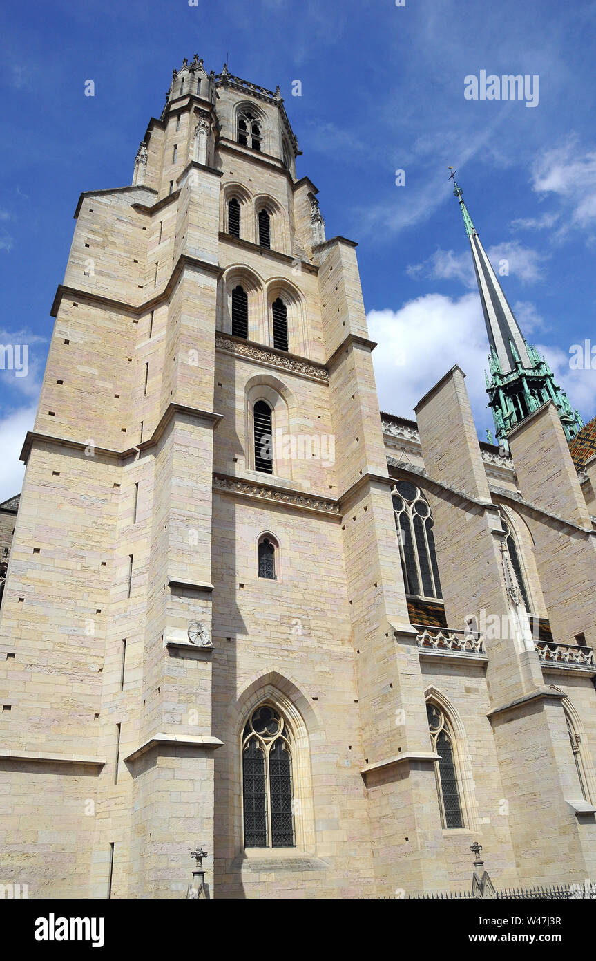 Cathédrale de Saint Benignus de Dijon, Dijon Cathédrale, cathédrale ...