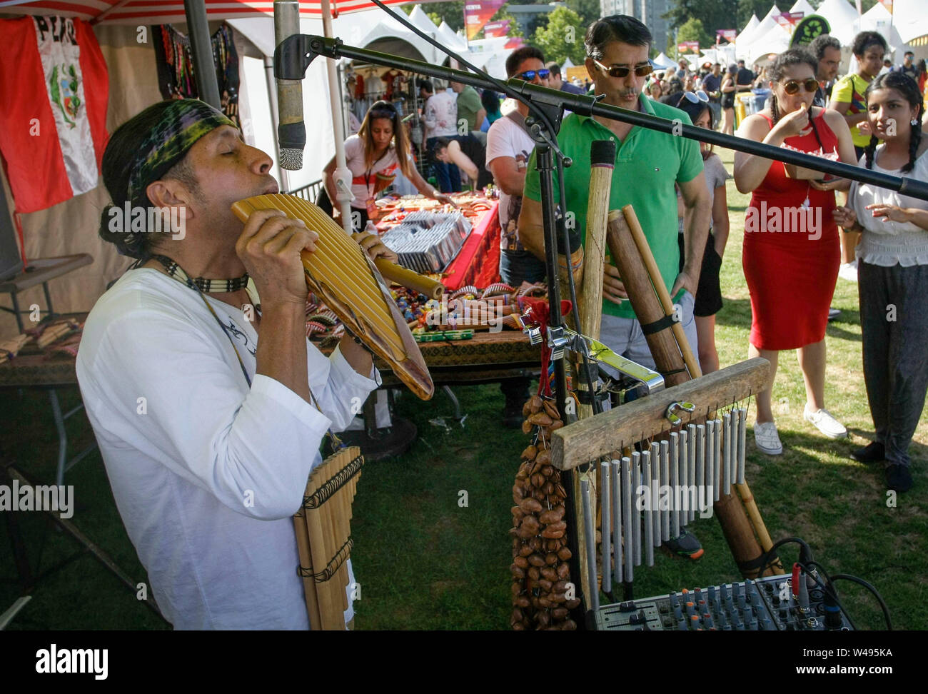 Multiculturalism in canada Banque de photographies et d’images à haute ...