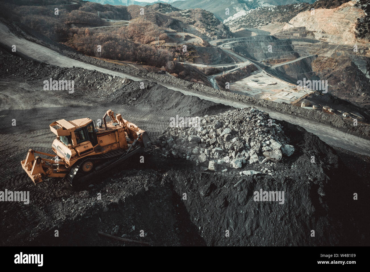 Extraction du charbon Banque de photographies et d’images à haute résolution - Alamy