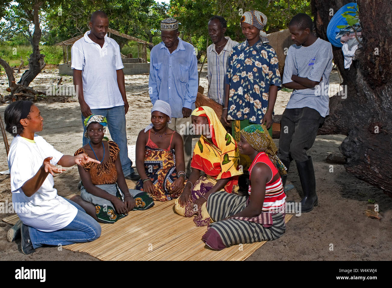Village community meeting africa Banque de photographies et d’images à ...