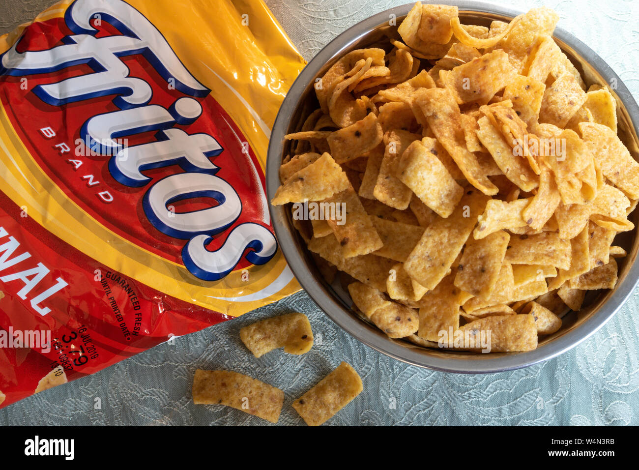 Fritos original corn chips Banque de photographies et d’images à haute ...