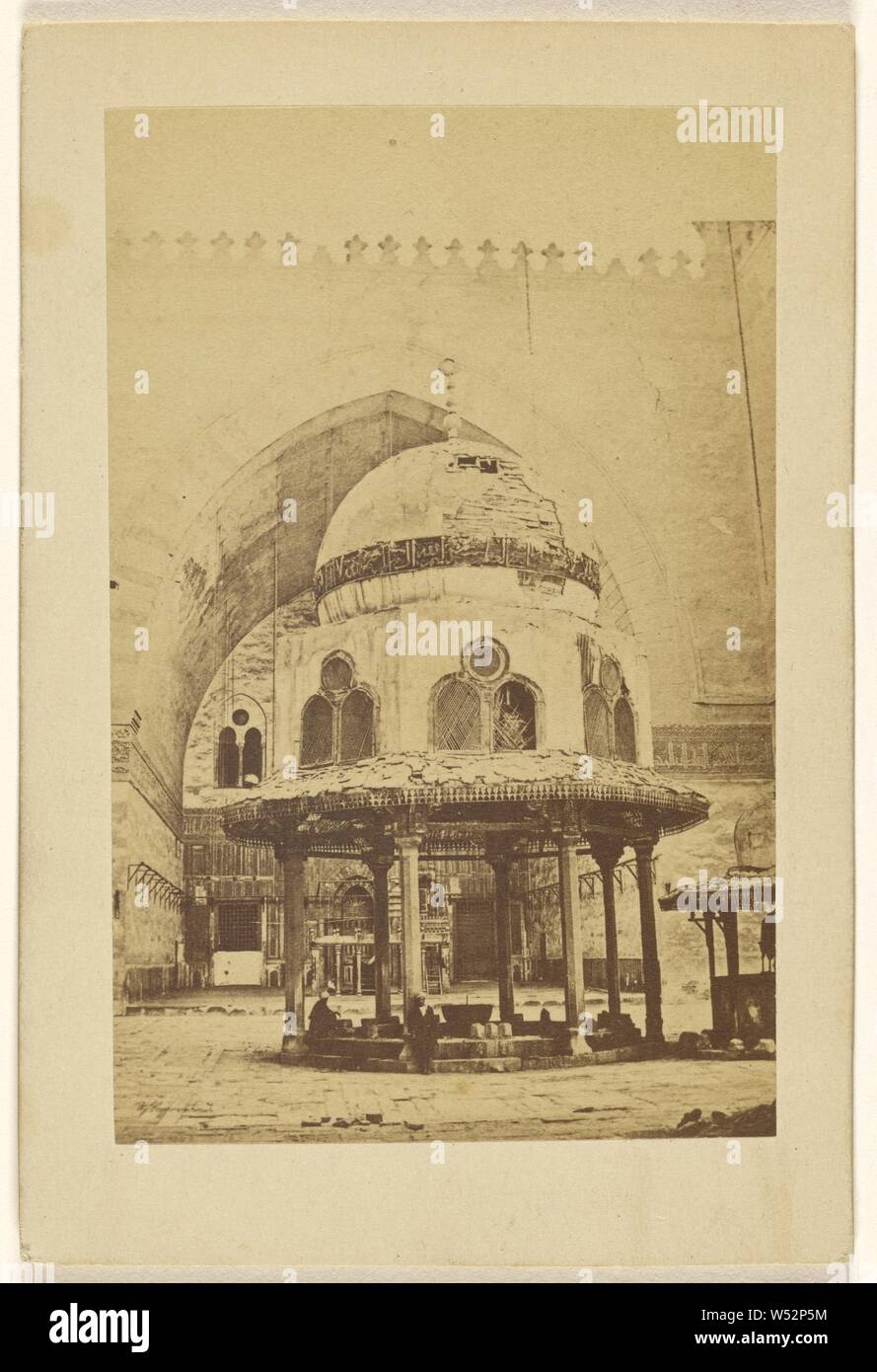 Interier de la mosquee sultan hassan Banque de photographies et d ...
