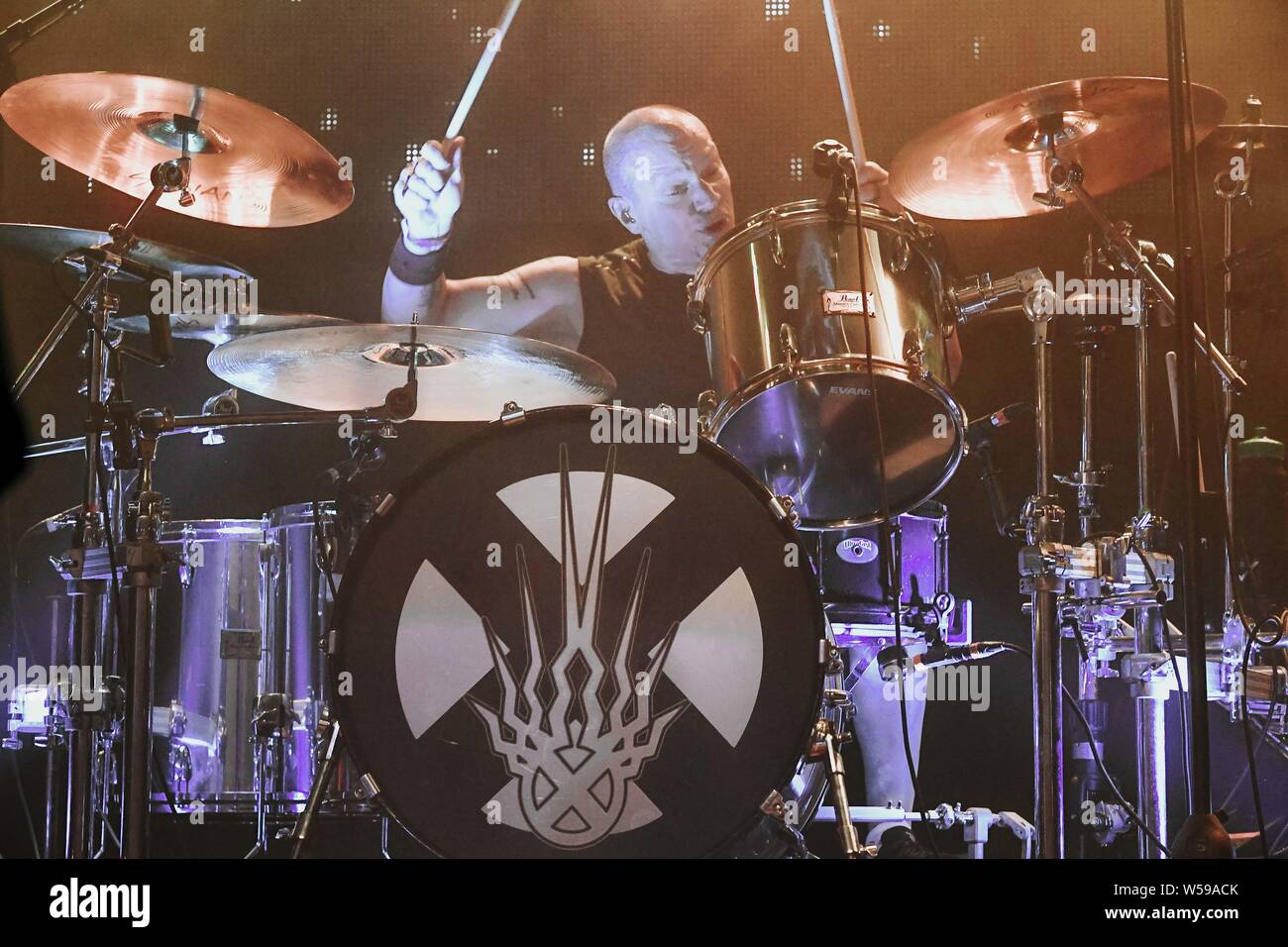 25 juillet 2019, à Santa Ana, CA, États-Unis : Ken Jay Batterie pour ...