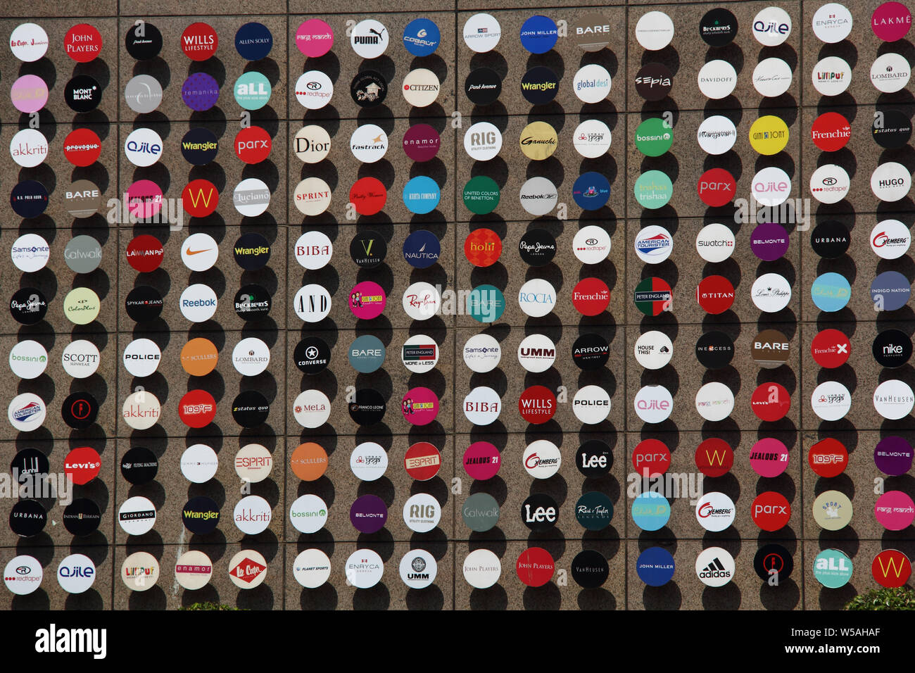 Logo ple cercle Banque de photographies et d’images à haute résolution ...