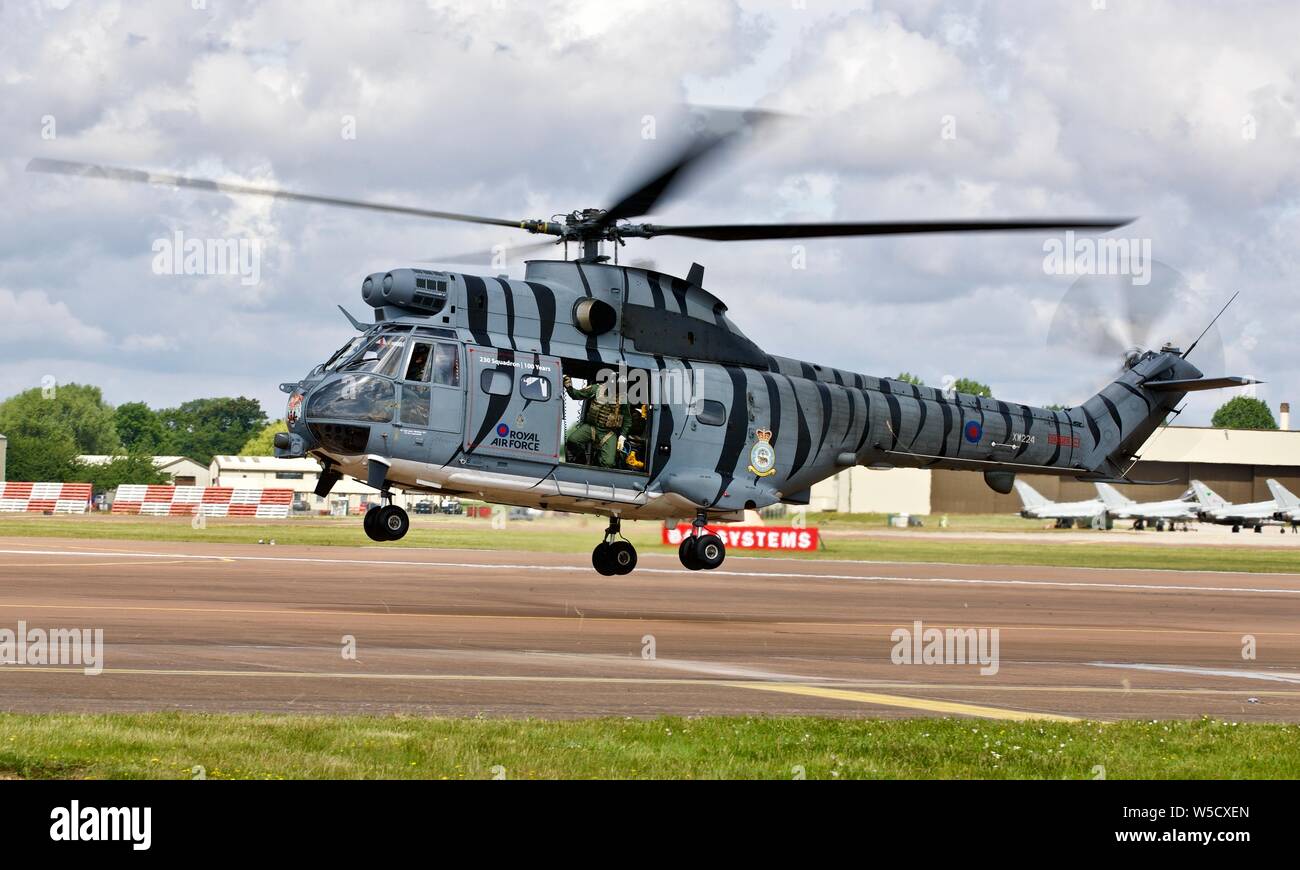 Puma hc mk2 Banque de photographies et d’images à haute résolution - Alamy