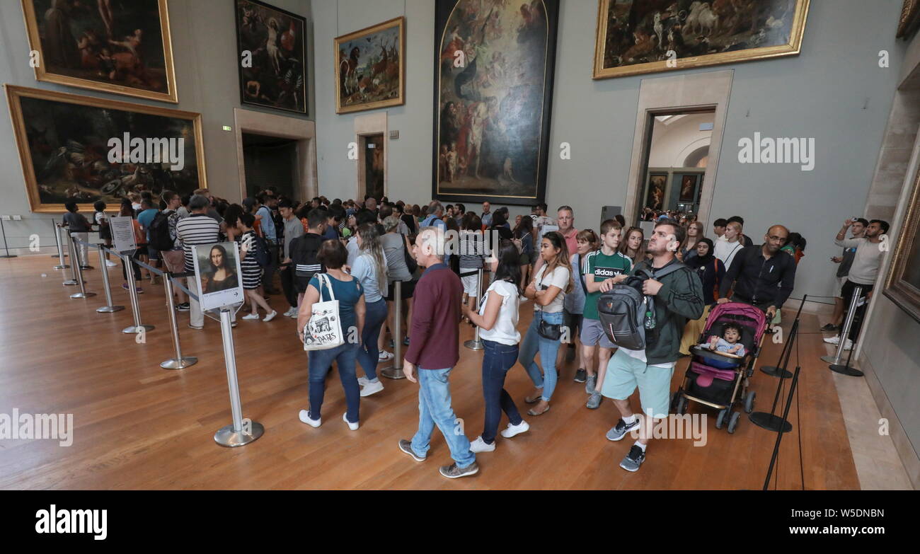 Paris louvre museum rubens room Banque de photographies et d’images à ...