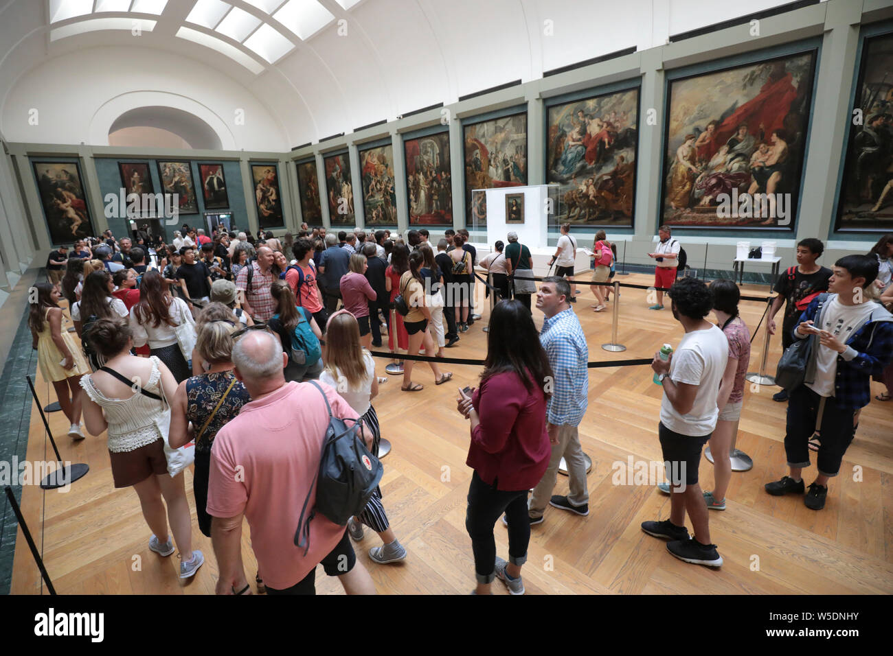 Paris louvre museum rubens room Banque de photographies et d’images à ...