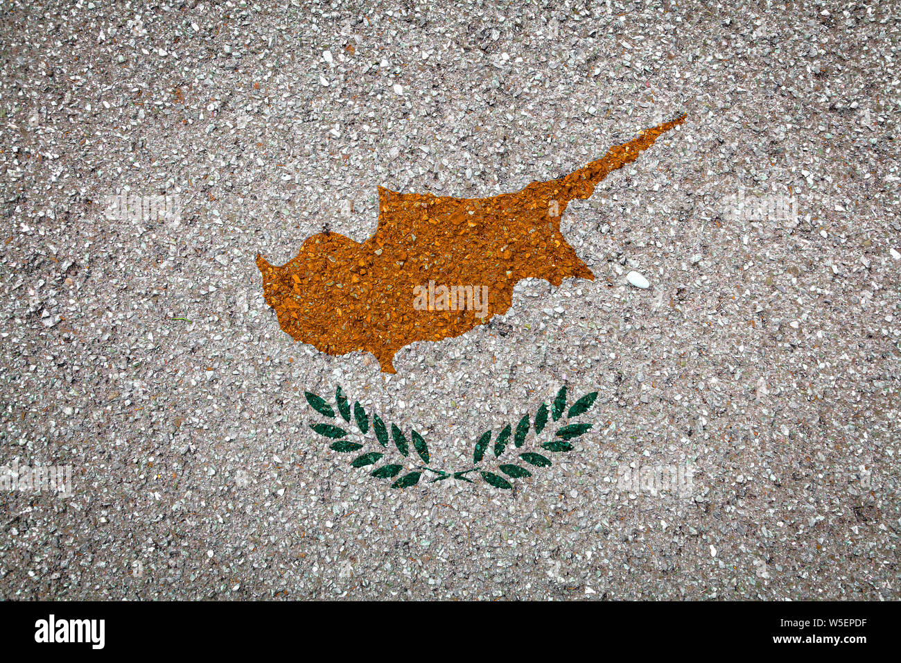 Drapeau national de Chypre sur un arrière-plan en pierre.La notion de ...