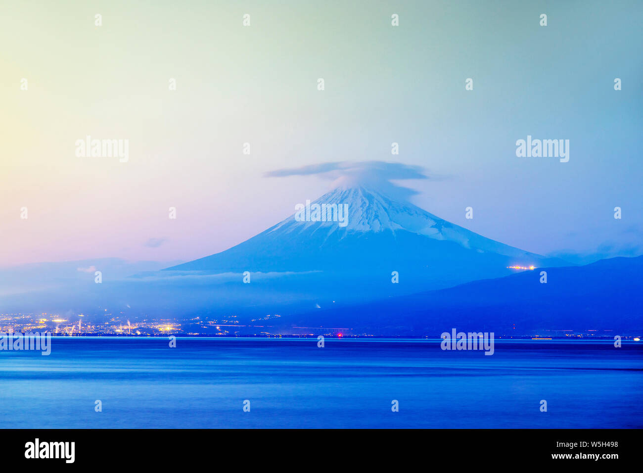 Izu hanto Banque de photographies et d’images à haute résolution - Alamy